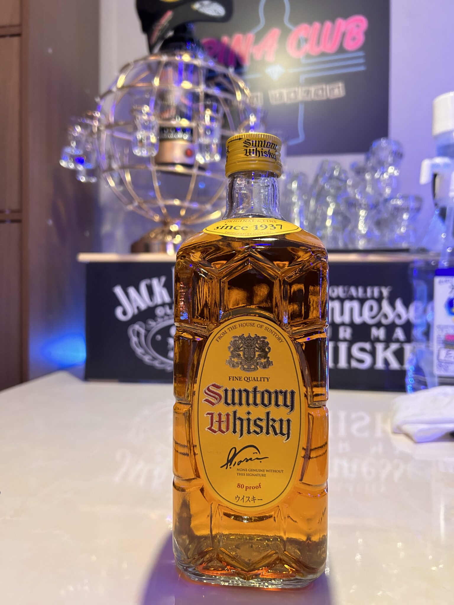 スナックのウイスキーの定番の銘柄やボトルの値段/相場を解説します – 会津若松のスナックなら｜RINA CLUB(リナクラブ)